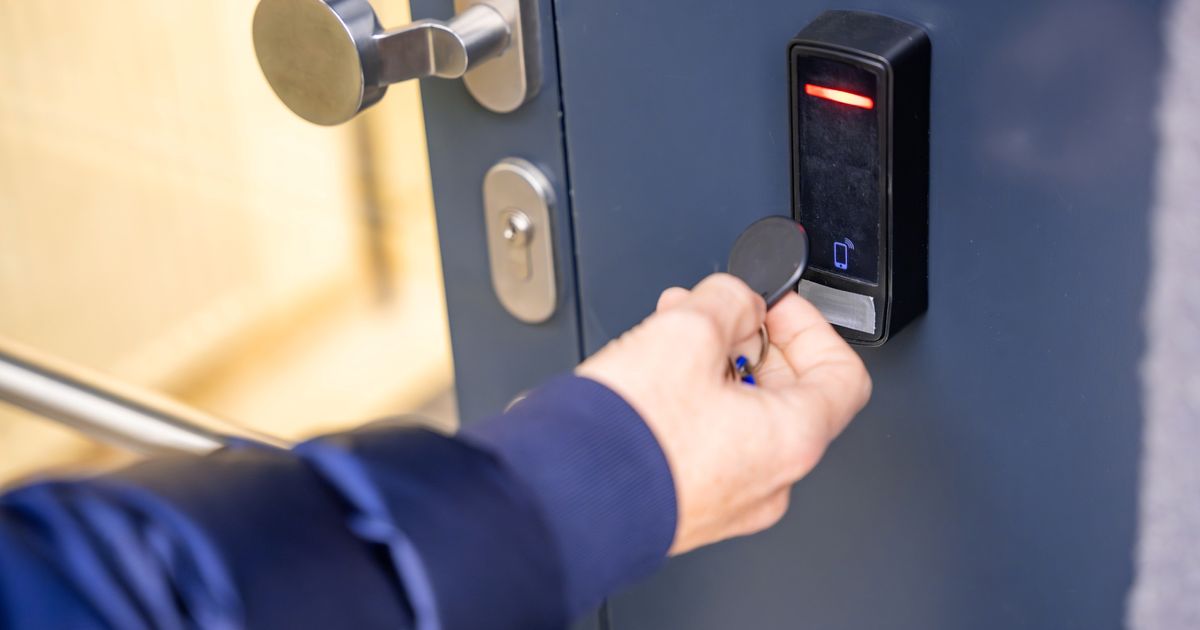 Guide to Key Fob Systems for Gyms | Swiftlane